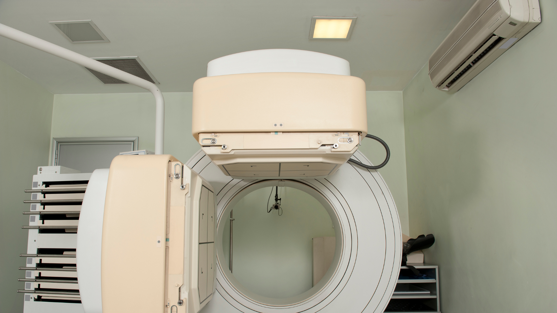 Manfaat Pemeriksaan Sinar Gamma dan PET Scan dalam Kedokteran Nuklir ...